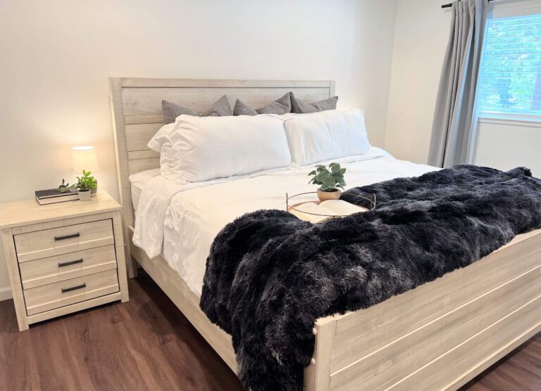 5 Perfect Airbnb Host Reviews (+ How to Effortlessly Write Them)